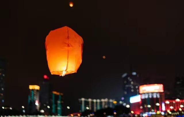 似锦流年，转眼苍狗白衣，谢时间，给你我久别重逢的机会(元宵文案) - 知乎