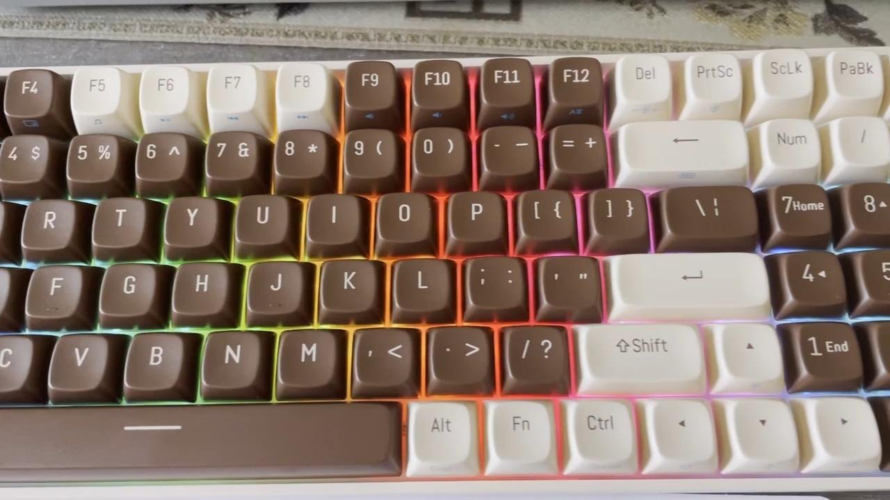 御斧(Royal Axe) R100三模机械键盘开箱介绍 - 知乎