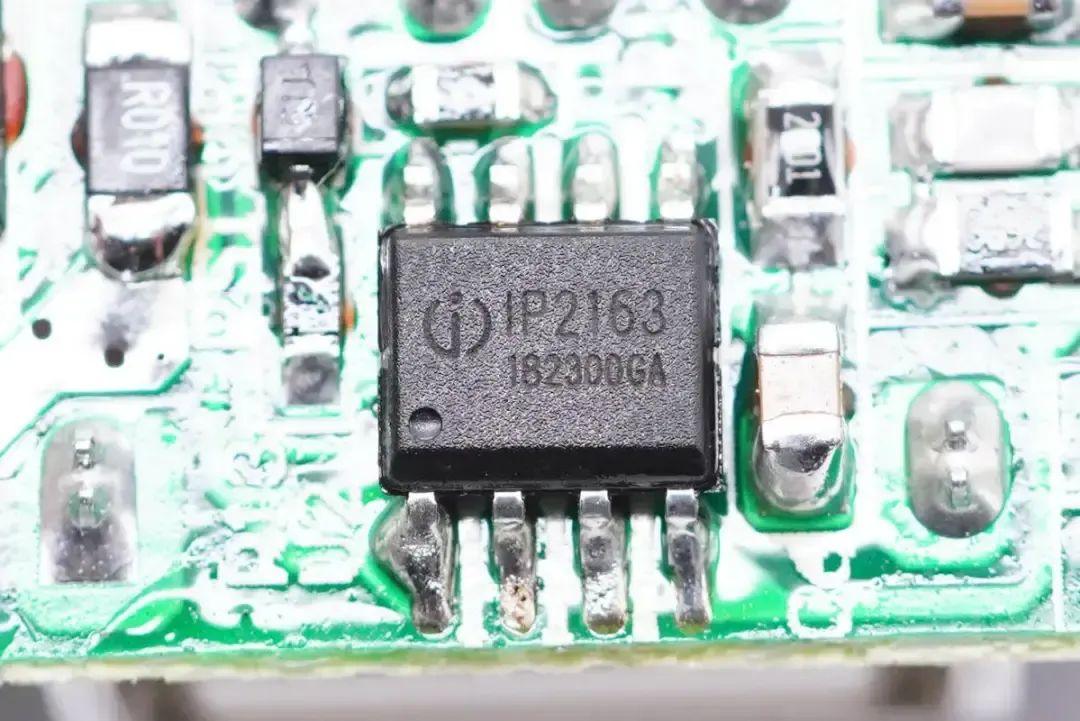 深度拆解十七款魅族快充，内含协议芯片料号深度解析 - 知乎