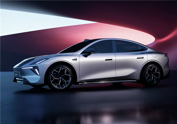 深蓝L06开启预售：13.99万元起，搭载法拉利同款磁流变悬架 - 知乎