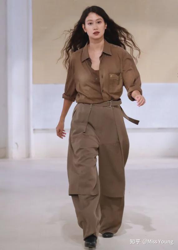 Sarah-Linh Tran是怎样一位女子？ - 知乎