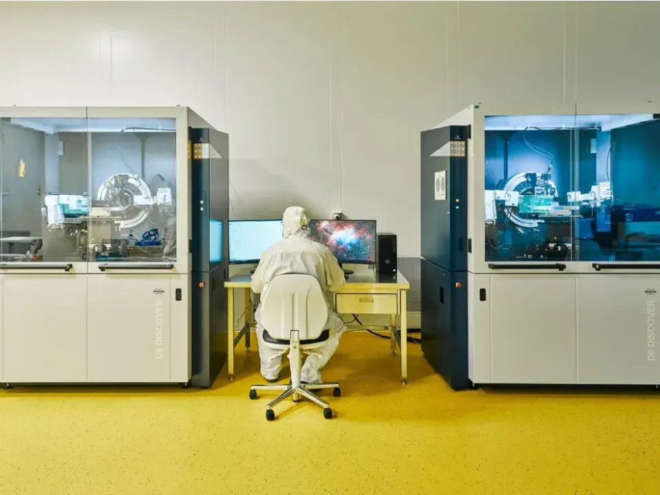工欲善其事，必先利其器。德国optiX fab镀膜机 NESSY D 及Fab一览 - 知乎