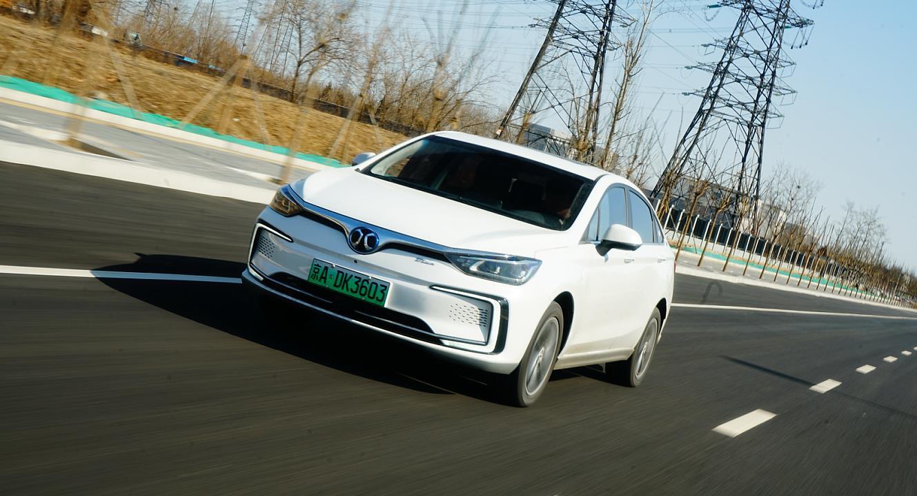 宋楠：解读北汽新能源EU5 R550核心技术之电驱动篇 - 知乎