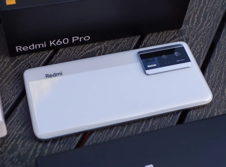 骁龙8Gen2手机跌至3299元，256GB+2K屏+120W，成魅族20劲敌！ - 知乎