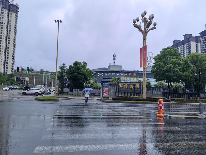 小鹏汽车智能驾驶技术（XNGP）知多少？小鹏MONA M03 Max，15万级最强智能辅助驾驶！何小鹏官宣全新小鹏P7，未来感造型朋克风期待一下？ - 知乎