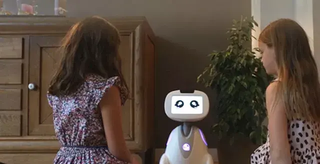 CES 2018创新大奖最高分得主，Buddy机器人的神奇之处在哪儿？ - 知乎