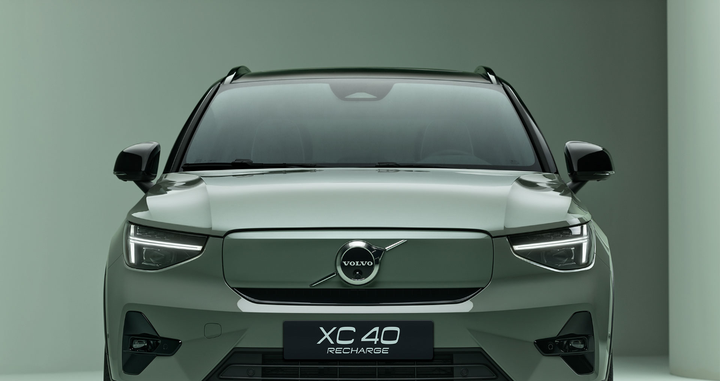 女神节给TA新惊喜，沃尔沃纯电C40、XC40补贴进行时 - 知乎