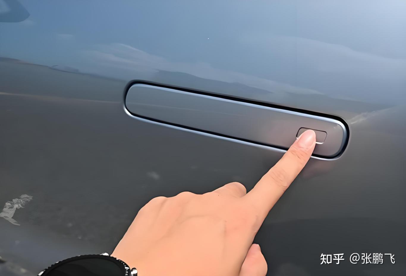 断电就锁死？新能源车救命开门指南请刻进 DNA！ - 知乎