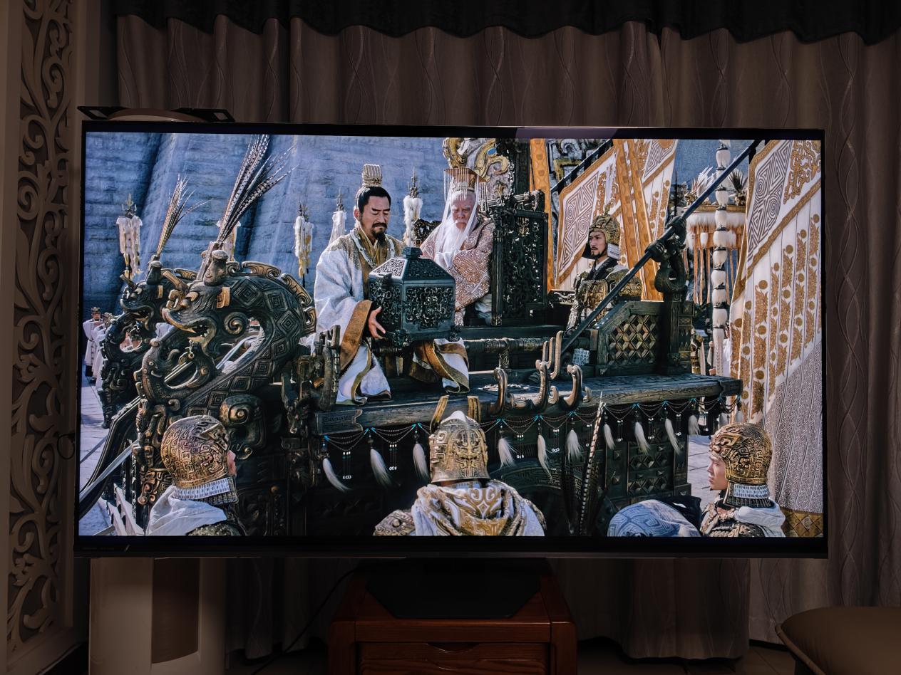 85寸海信电视E8Q Pro深度测评：MiniLED旗舰电视，画质战未来，九年难过时 - 知乎