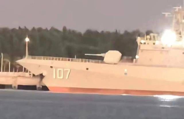 055首批8艘完成后，中国或等待新技术，以“全能舰”替代055B建造 - 知乎