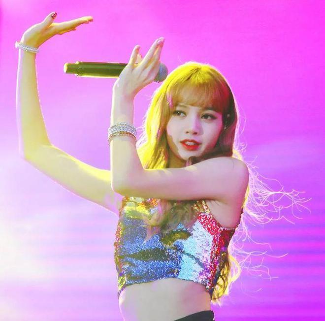 Lisa自曝出道心酸：14岁当练习生，她的追梦之旅有多励志？ - 知乎