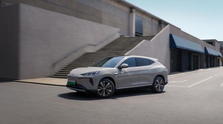 全系标配智驾，价格下调至23.98万元，全新腾势N7太猛了！ - 知乎