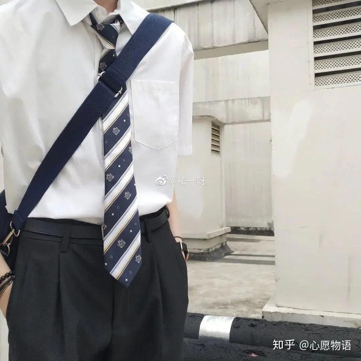 关于DK制服的小知识课堂 - 知乎