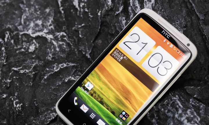 HTC One X怀旧体验：这款手机就就像是HTC命运的缩影 - 知乎