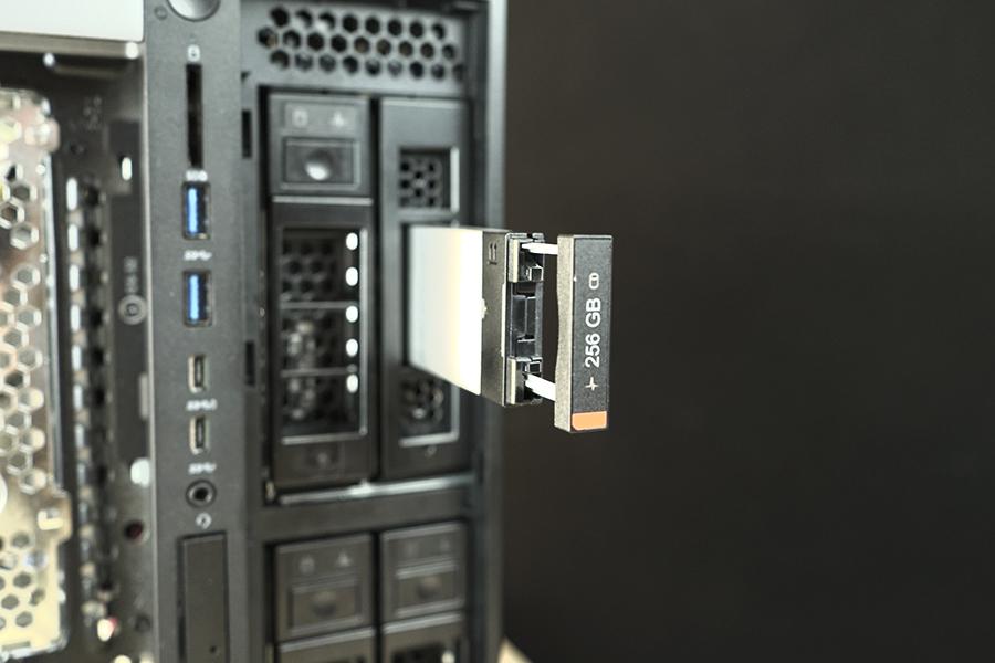 戴尔Precision 5820工作站评测 创作者的首选“座驾” - 知乎