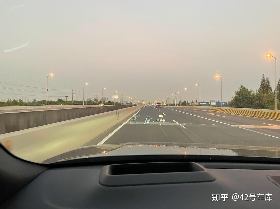 对比理想ONE/L8/L9，三车在配置、空间、性能等方面有何异同？ - 知乎