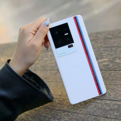 4款骁龙8Gen2芯片的新旗舰，最低2999元起，体验良好“卷王”再现 - 知乎