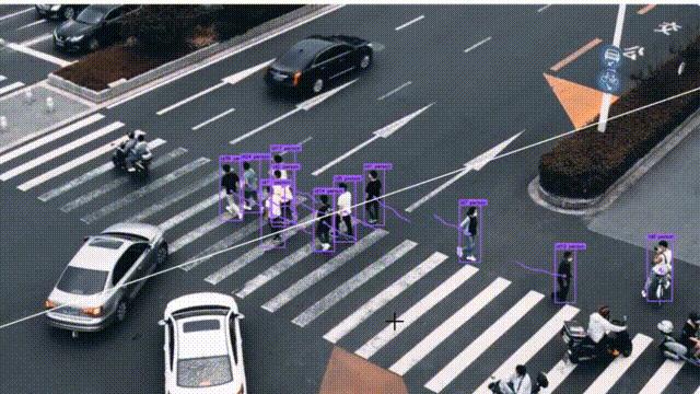 【深度学习实战】行人检测追踪与双向流量计数系统【python源码pyqt5界面数据集训练代码】yolov8、bytetrack、目标追踪