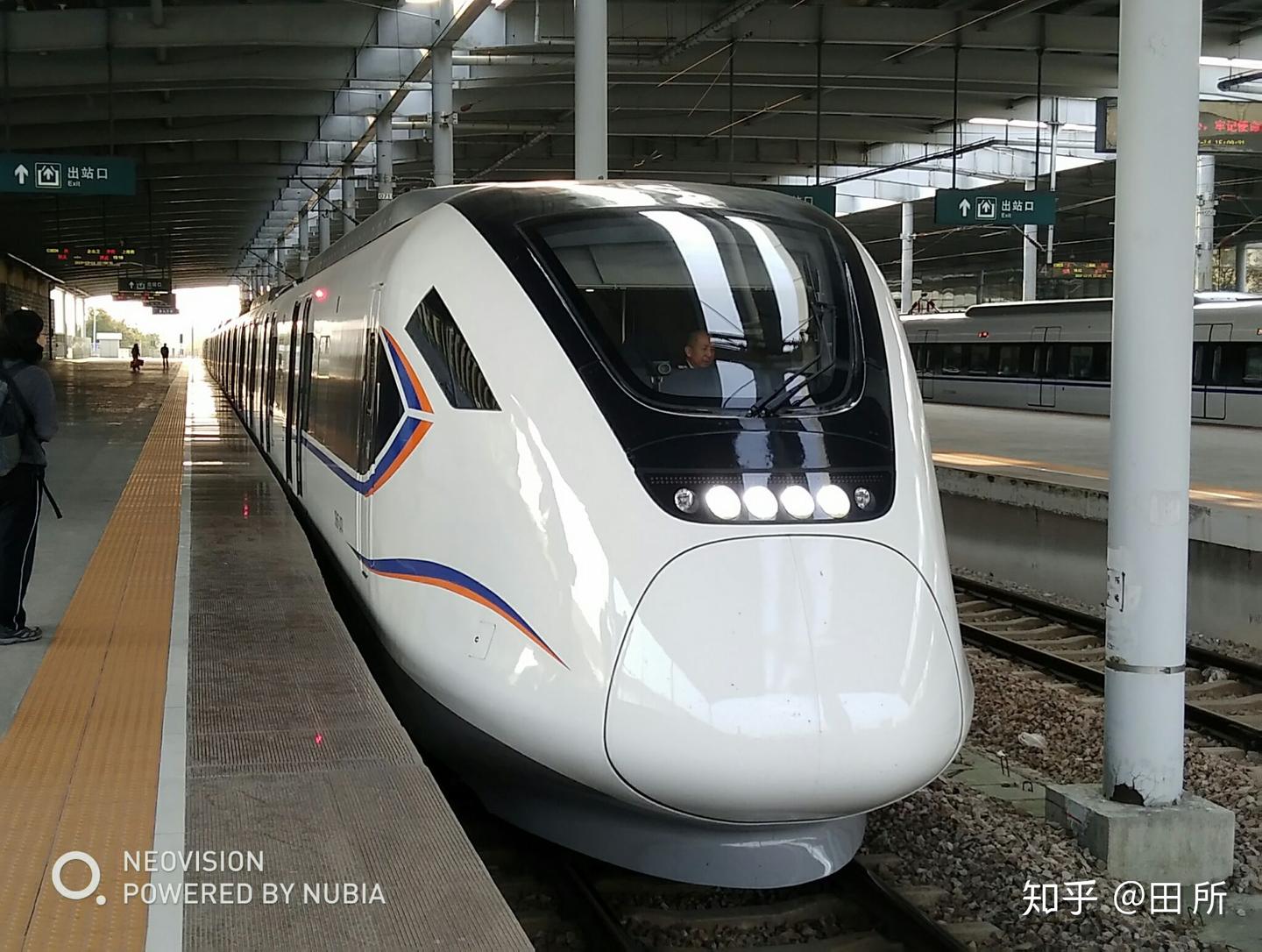 金山铁路新面孔：CRH6F型城际动车组 - 知乎