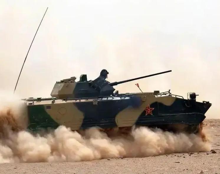 ZBD-03式伞兵战车：空中利刃，陆地先锋 - 知乎