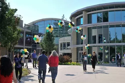 顶级私校 | 全美顶尖百年名校-哈克学校The Harker School - 知乎