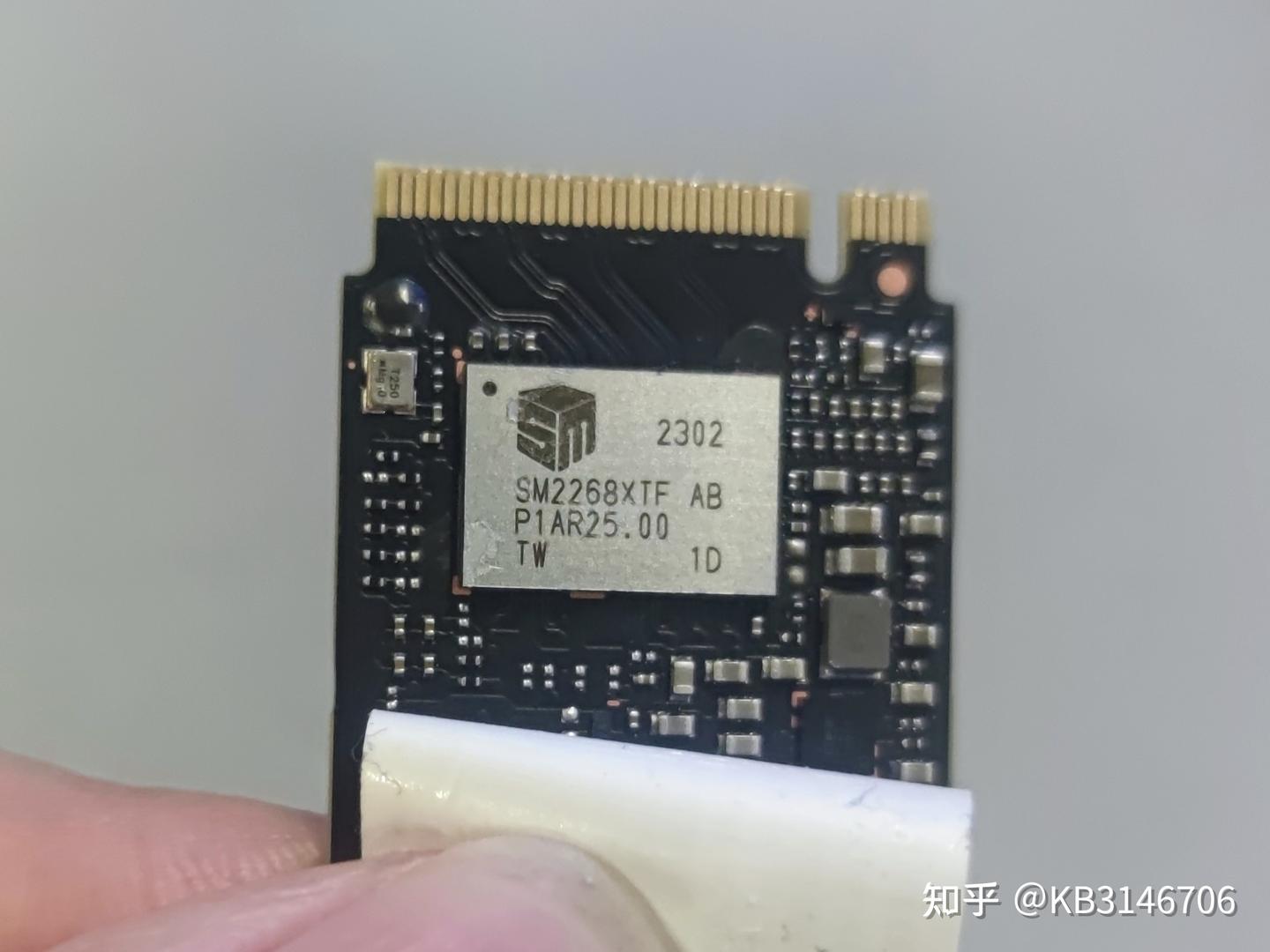 忆联 AM6B1（1TB）空盘简测 - 知乎