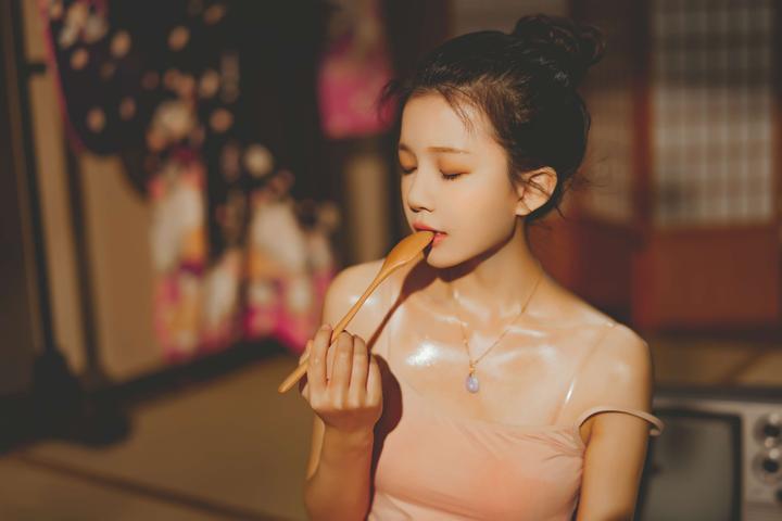 栗子私房 VOL.060 炙夏写真 【47P】 - 知乎