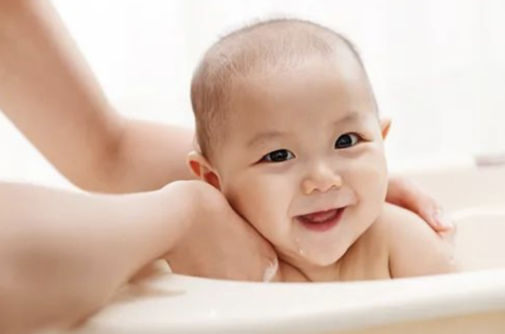 抚触这样做，宝宝更聪明！ 知乎