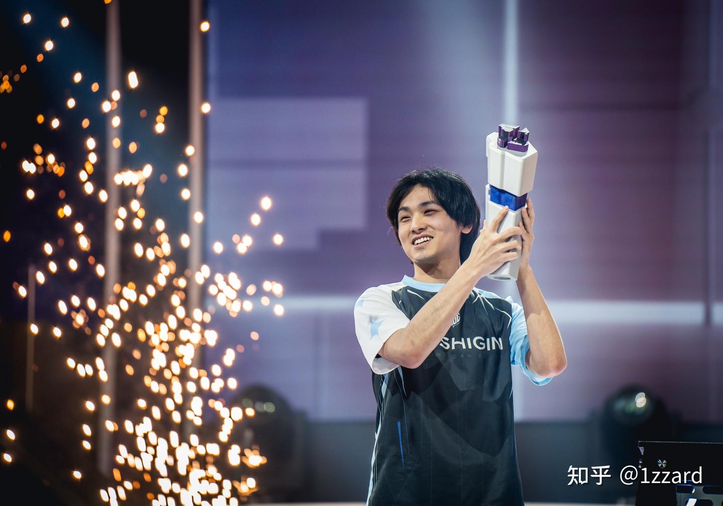 铜墙铁壁！Kakeru斩获Gamers8《街霸6》冠军丨格斗菠萝派#141 - 知乎