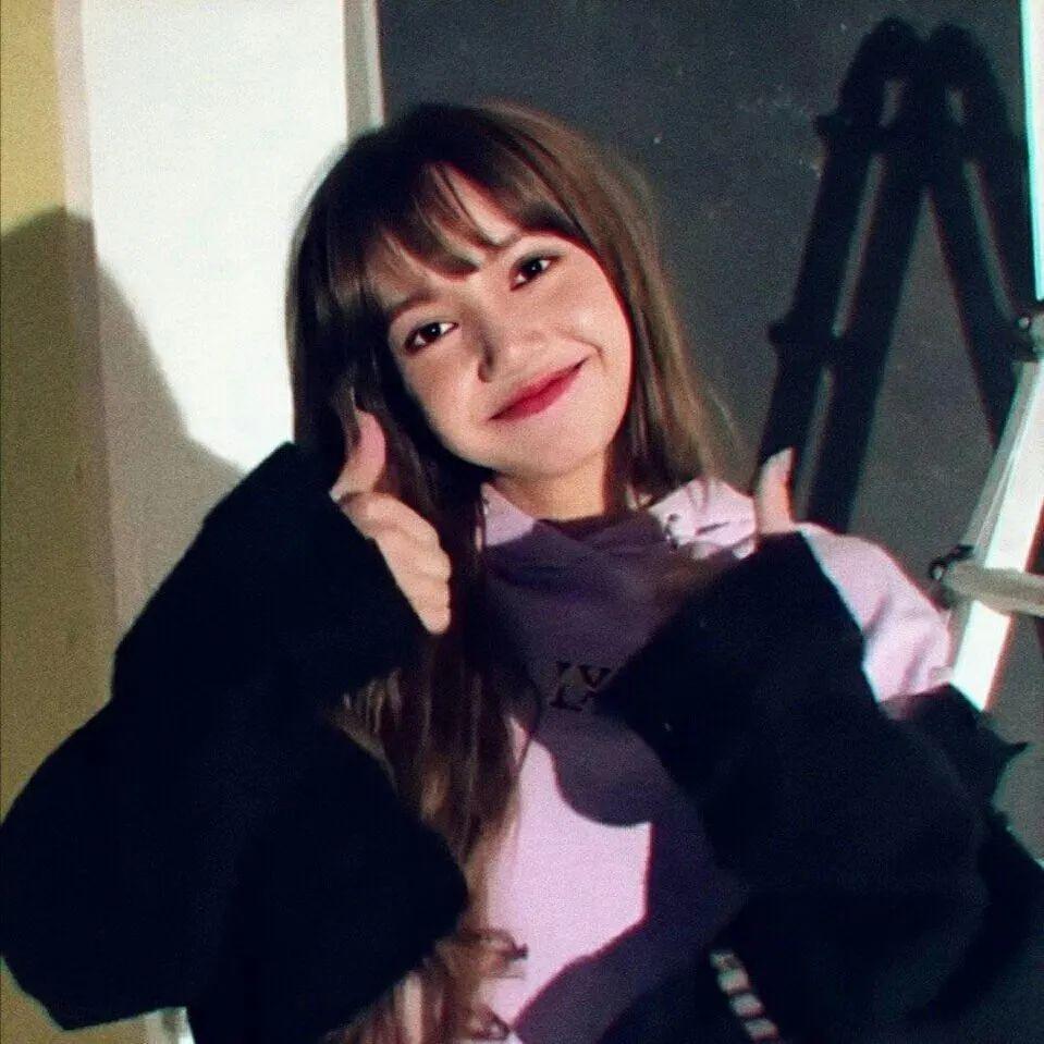 Lisa.最新头像合集 - 知乎