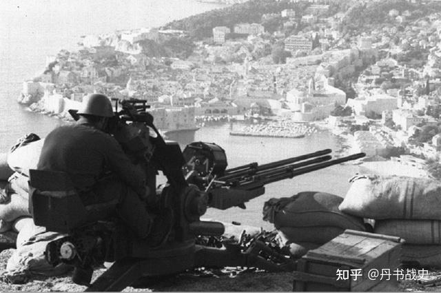 扎斯塔瓦M55式3管高射炮，南斯拉夫的经典武器 - 知乎