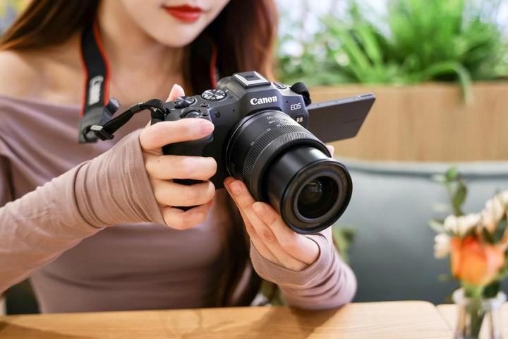 视频拍摄利器 RF24-50mm F4.5-6.3 IS STM初体验 - 知乎