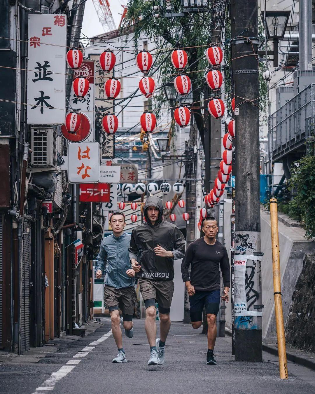 暗黑调创始人ins网红摄影师rkrkrk镜头下的日本、重庆、台湾、桂林、凤凰古城 - 知乎