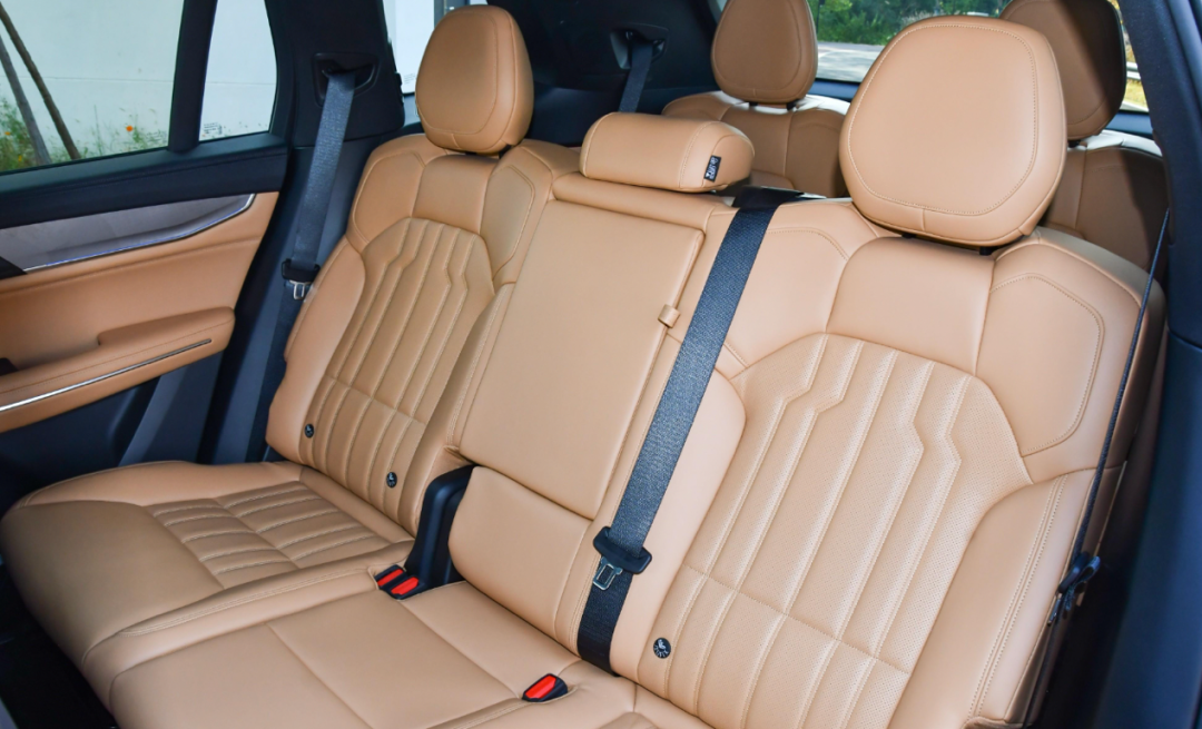 超500匹马力，续航破千，领克09 EM-P预售，竞争理想L9、问界M7 - 知乎