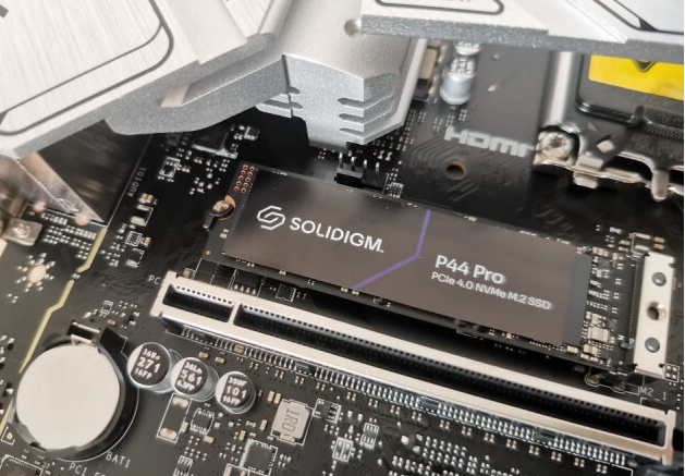 顶级旗舰 SOLIDIGM P44 Pro固态硬盘测评 - 知乎