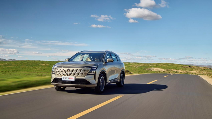 12.19万元起售！长安第四代CS75PLUS击穿中型SUV价格底线 - 知乎