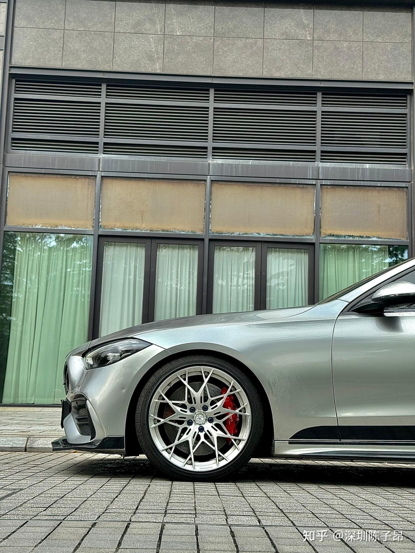 奔驰C260L上GT银加19寸脸圈轮毂绞牙避震！这个颜值帅顶了！ - 知乎