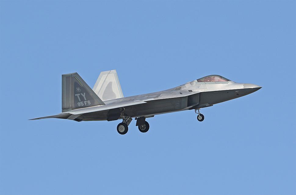 【图表】美军F-22“猛禽”战斗机大盘点 - 知乎