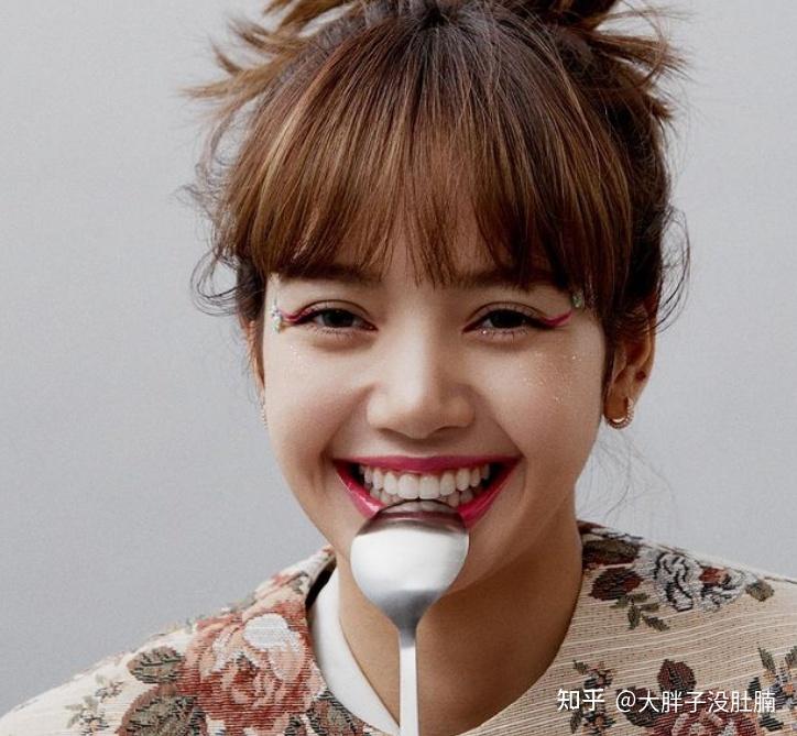 关于Lisa你不知道的8件事，演唱会上罕见动怒只为保护Jennie和她 - 知乎