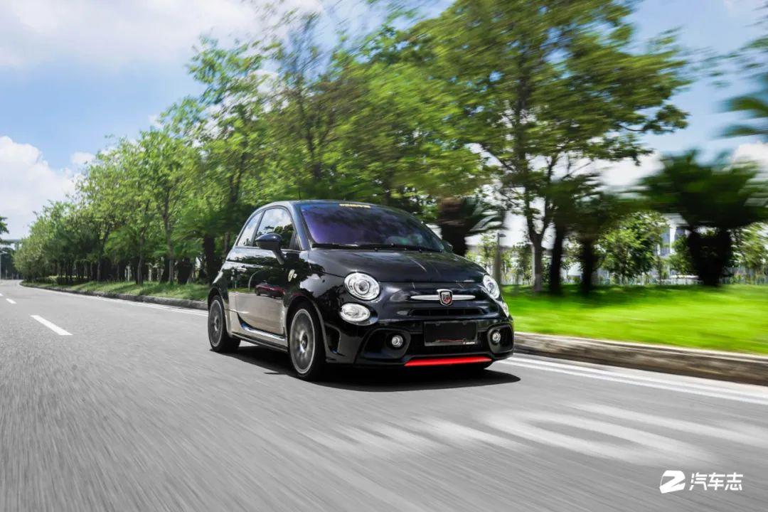 试驾国内绝对稀有的ABARTH 595，它马力不大却超刺激？ - 知乎