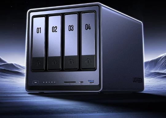 绿联NAS新品DH4300 Plus要不要买？看过对比再做决定 - 知乎