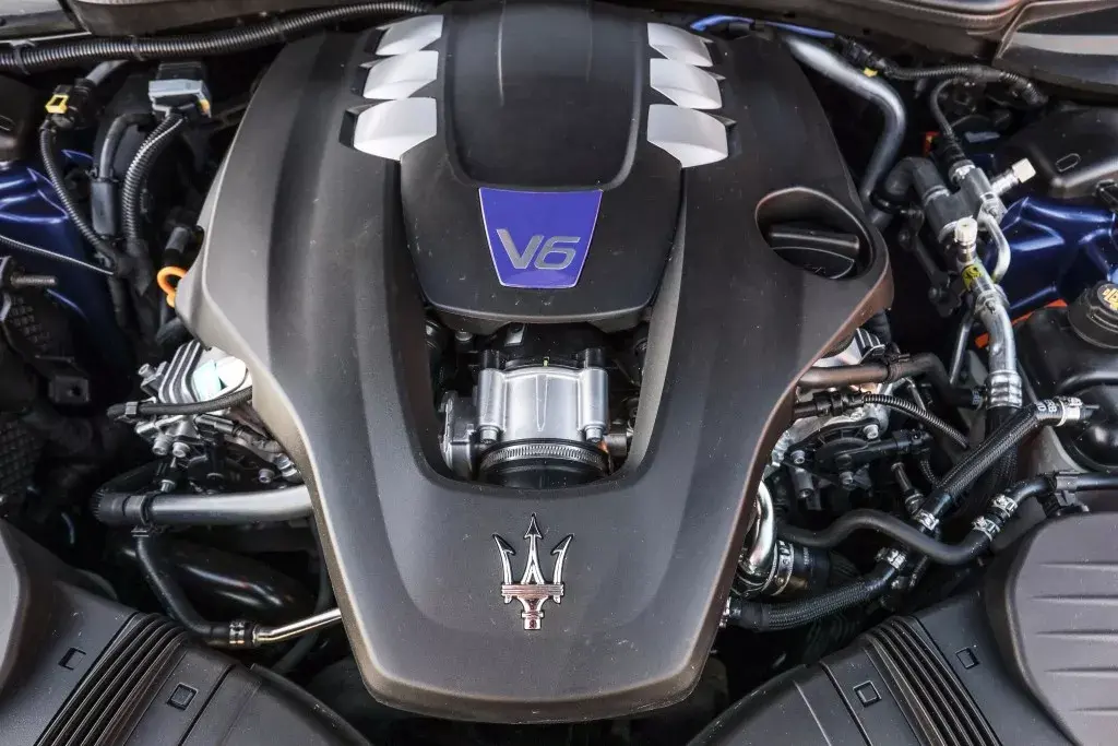 V6引擎还是L6引擎？优劣浅析及车企的选择 - 知乎