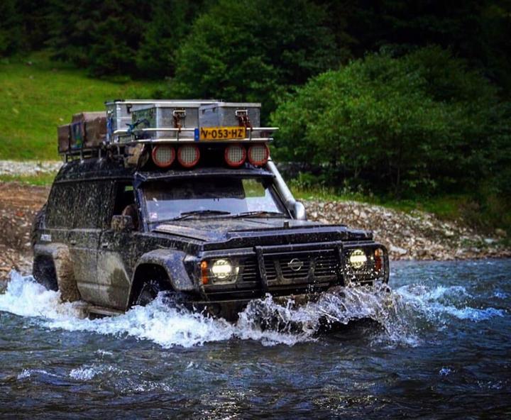 日产途乐Y60何以成为赛场之王？ - 知乎