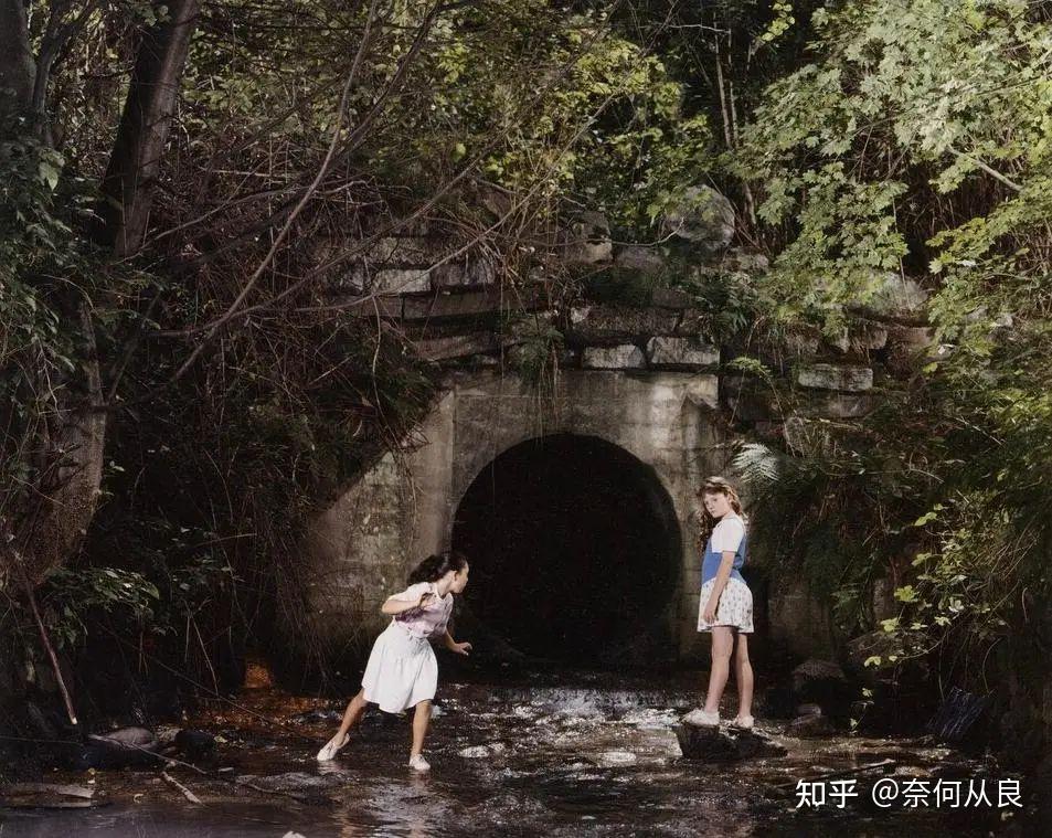 是摆拍也是真实【摄影师杰夫沃尔（Jeff Wall）介绍】 - 知乎