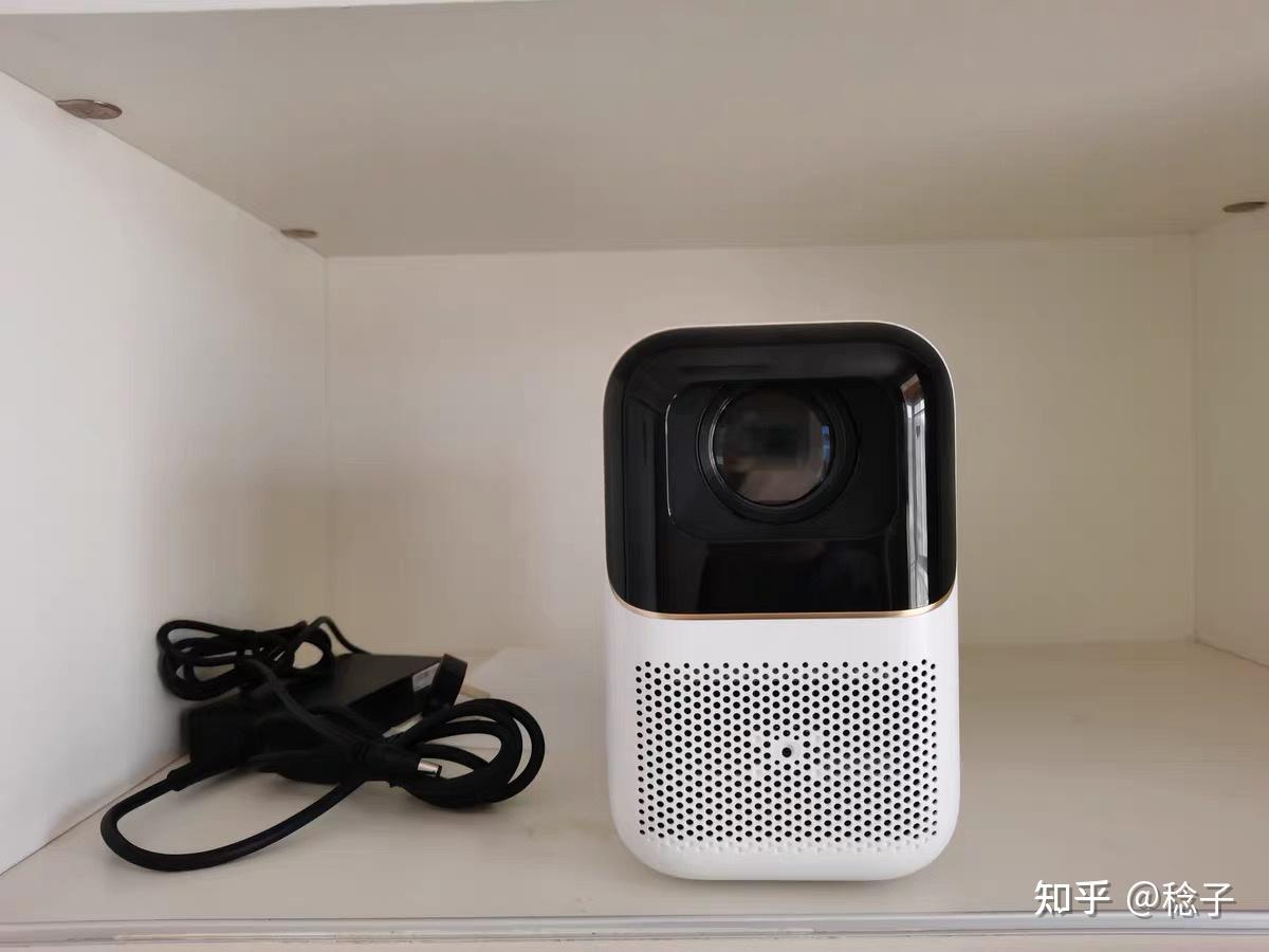 极米投影仪Z6X与小明Q1 Pro投影仪大测评，快来看看哪款更推荐！ - 知乎