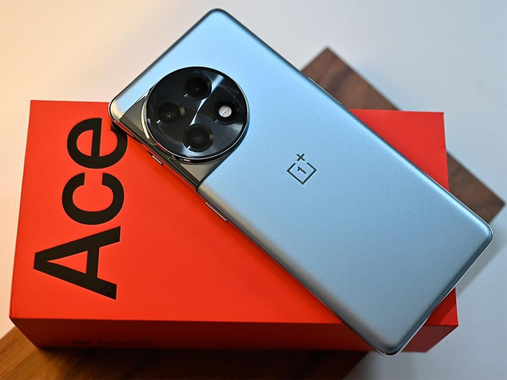 3000档手机618内卷：红米VS一加，为何Ace2能拿下安卓第一？ - 知乎