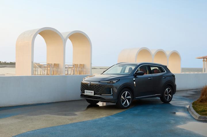 新款CS55PLUS来袭，低至6.79万，百公里油耗5L - 知乎