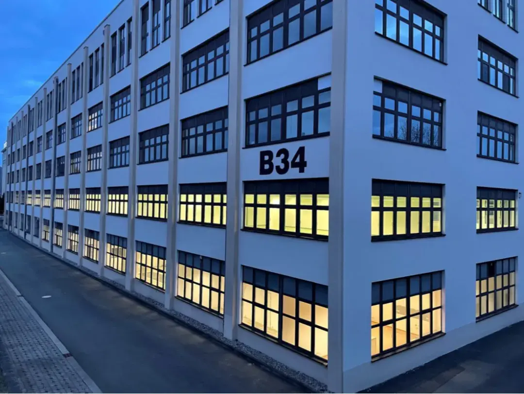 工欲善其事，必先利其器。德国optiX fab镀膜机 NESSY D 及Fab一览 - 知乎