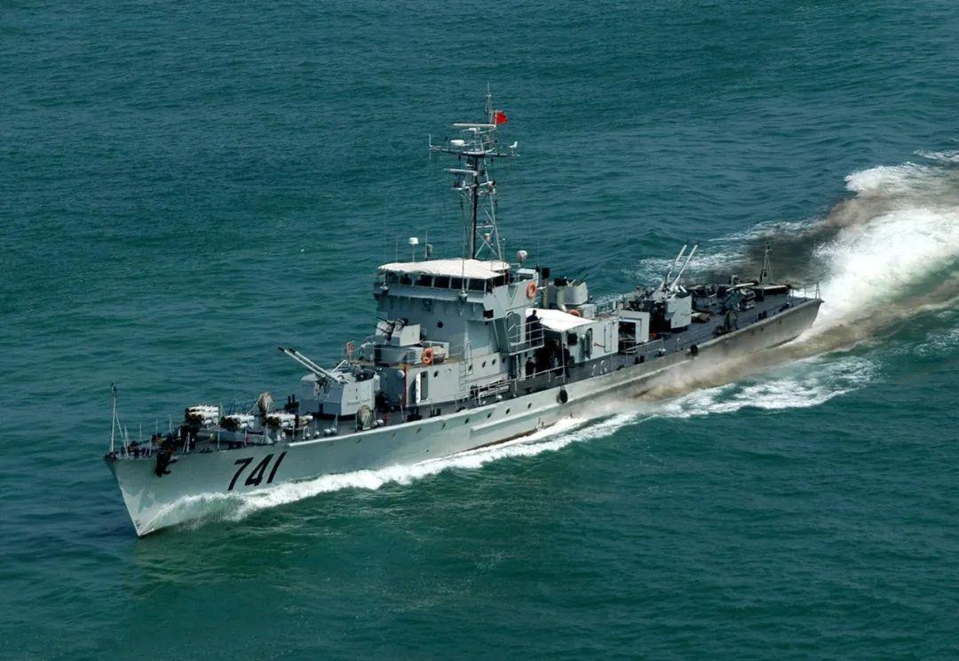 黄水战列舰，驱赶核潜艇、击沉驱逐舰（037系列护卫艇全系列解析） - 知乎