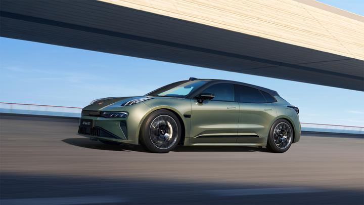 全新极氪001 26.9万起 标配800V激光雷达8295芯片 压力给到小米SU7 - 知乎